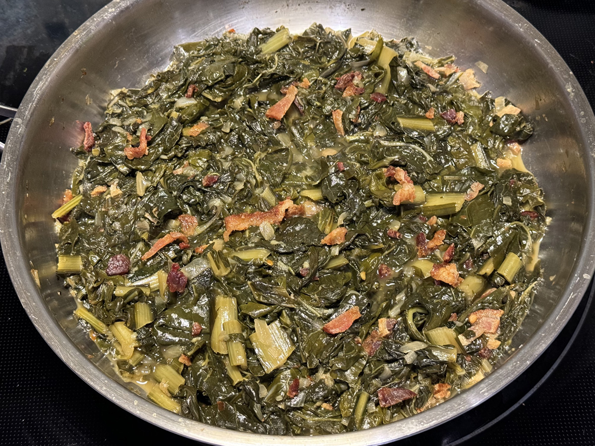Easy Weeknight Garlicky Southern Greens ⋆ Nutrivore Life